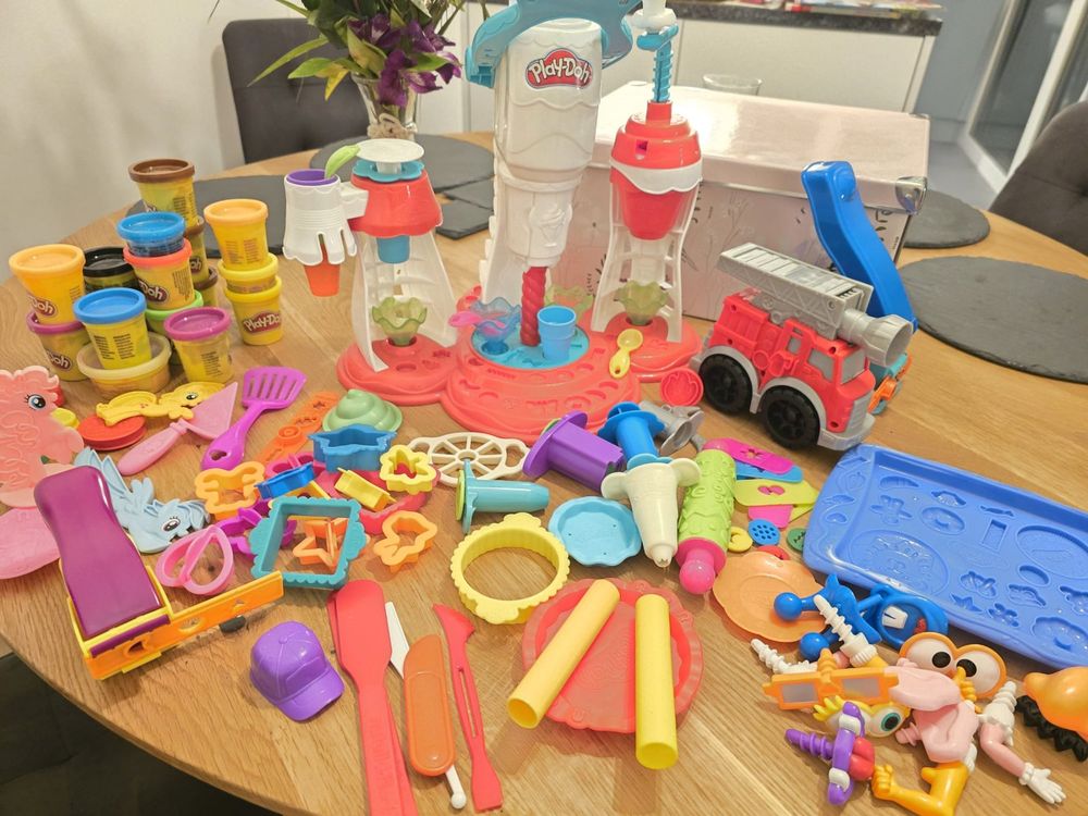 Grosses Play-Doh Set mit Zubehör | Kaufen auf Ricardo