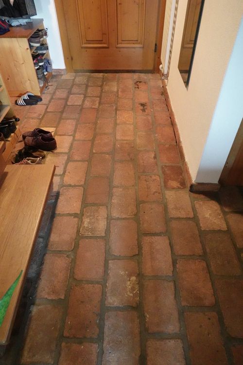 Antike Ton-Bodenplatten (Gebraucht) in Seon für CHF 340 – nur Abholung ...