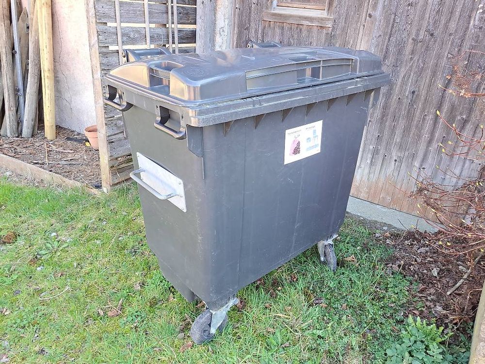 Sulo Citybac 660 Liter Container schwarz (Gebraucht) in Winterthur für ...