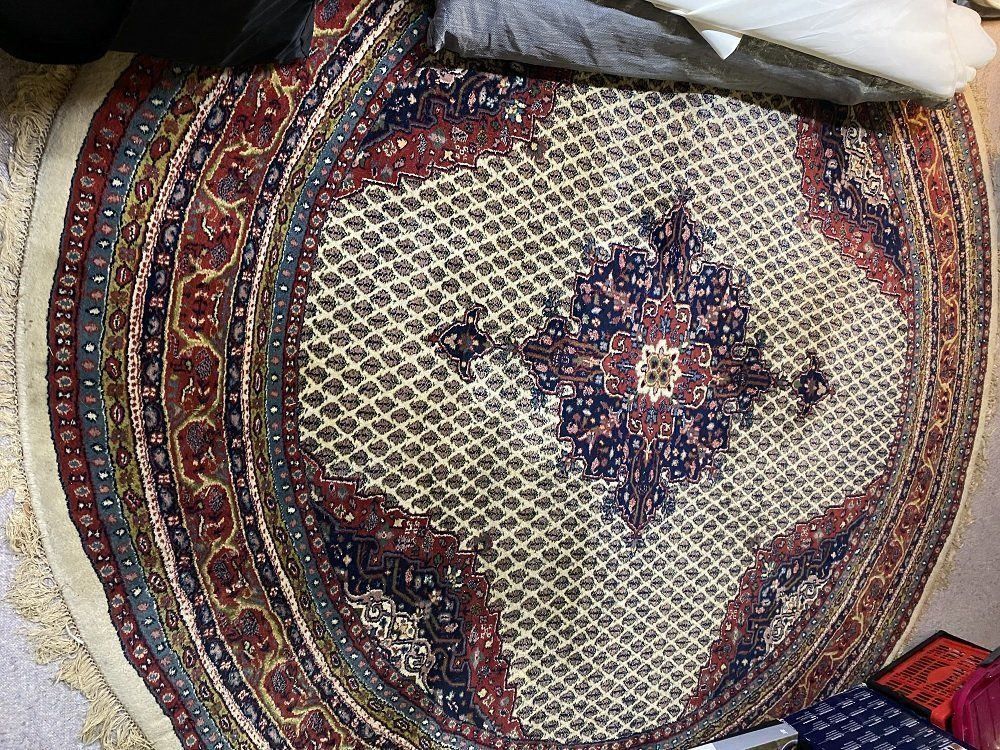 Orient Teppich Rund / 240 cm (Gebraucht) in Humlikon für CHF 190 – nur ...