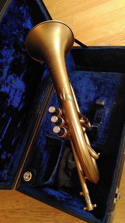 Bugle Besson ancien (Gebraucht) in für CHF 195 – mit Lieferung auf ...