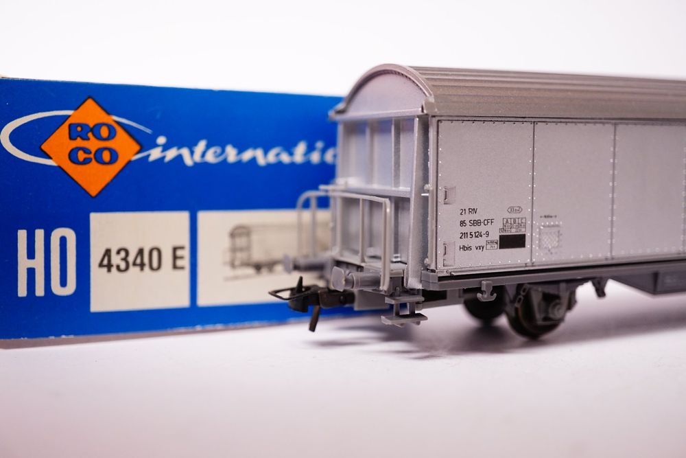 2ß Roco 44340 E SBB Güterwagen HBIS silber (Gebraucht) in Thun für CHF ...