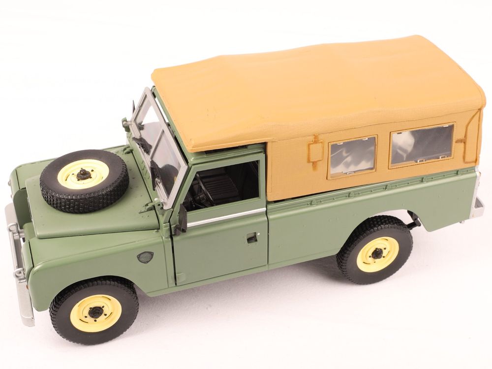 UNIVERSAL HOBBIES Land Rover Serie II, III Modell (Gebraucht) in für ...