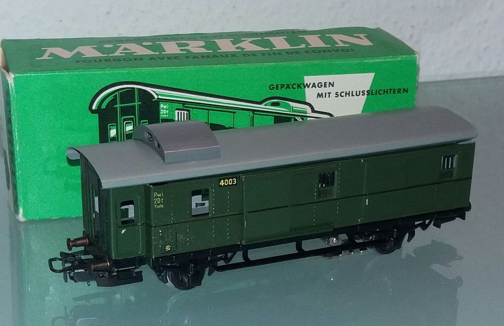 Märklin 4041 - Gepäckwagen Schlusslichtern - HO/AC (Gebraucht) in ...