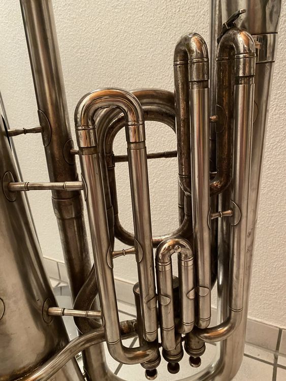 Bb Tuba Besson Westminster (Gebraucht) in Mauren für CHF 300 – nur ...