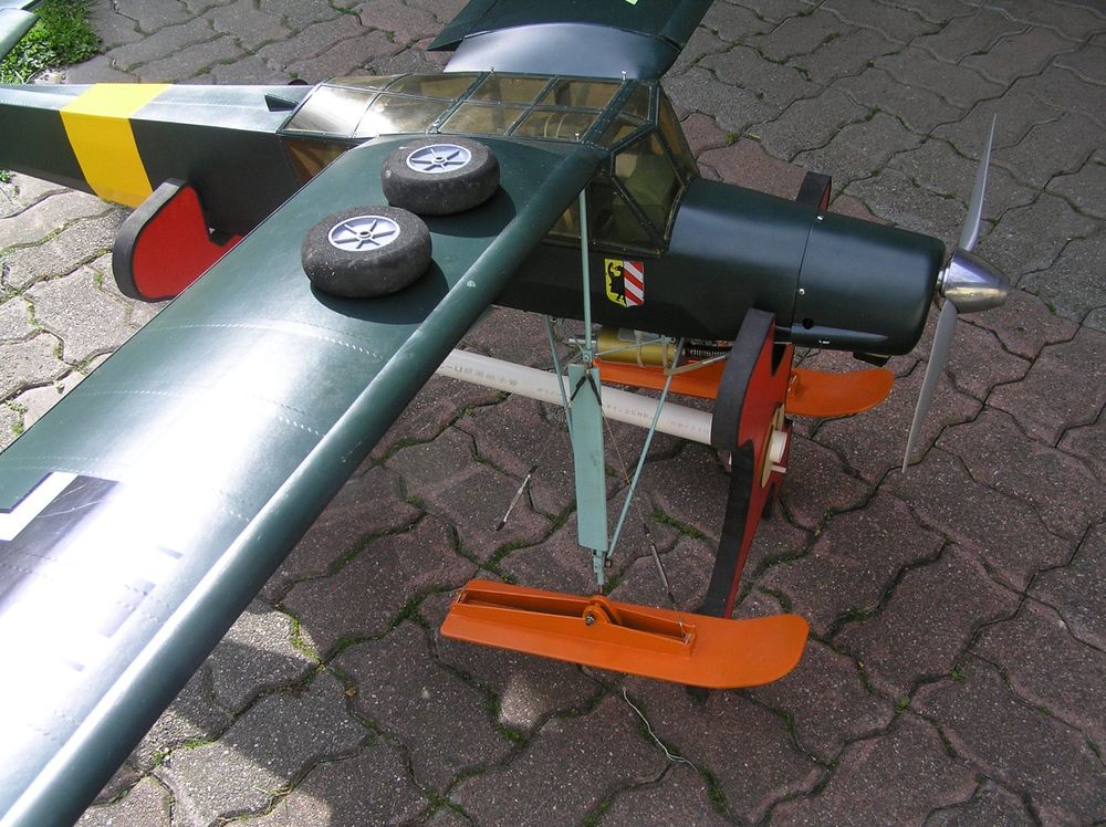 FIESELER STORCH mit Surpass 91 | Kaufen auf Ricardo