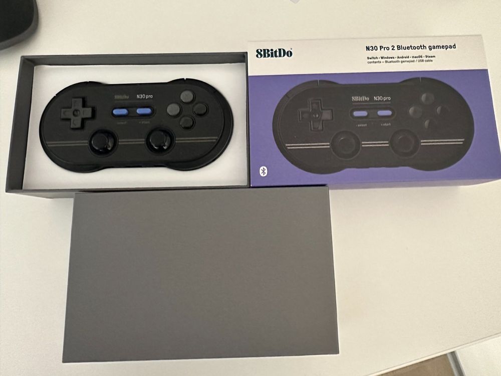 8BitDo N30 Pro 2 (Gebraucht) in Coldrerio für CHF 21 – mit Lieferung auf Ricardo kaufen