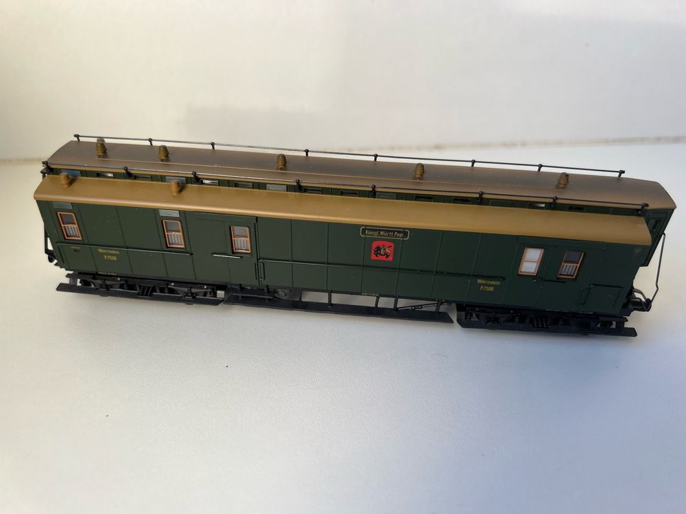 Märklin (4229) Postwagen 4-achsiger K.-Württemberg Post (Gebraucht) in ...