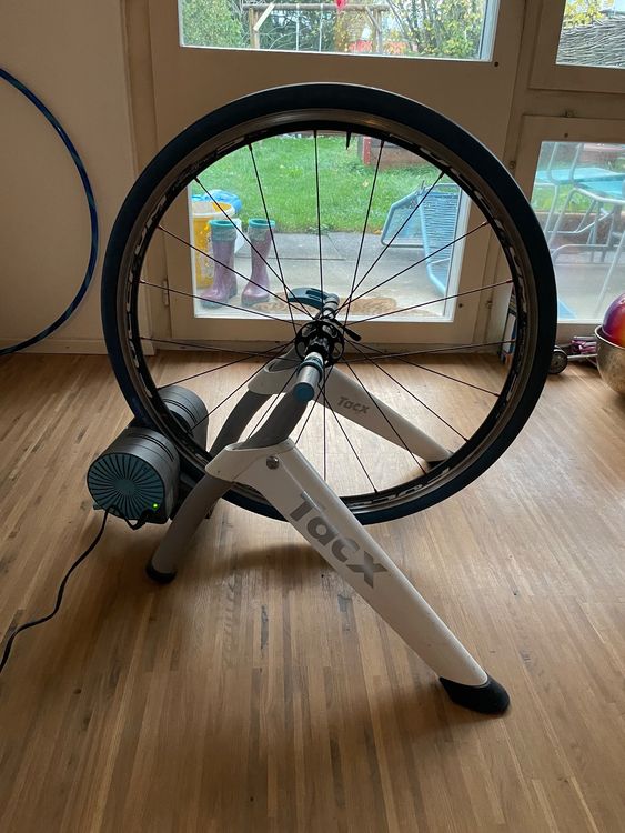 Tacx Vortex Smart mit Laufrad | Kaufen auf Ricardo