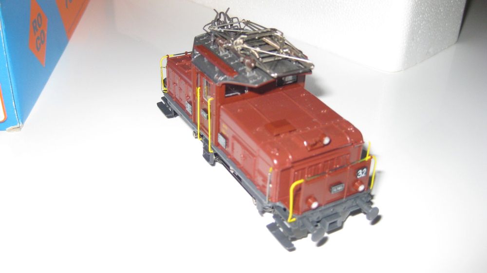 Roco 43529 Ee 3/3 16385,SBB,EpIII-IV,DC,OVP mit Zurüstteile | Kaufen auf Ricardo