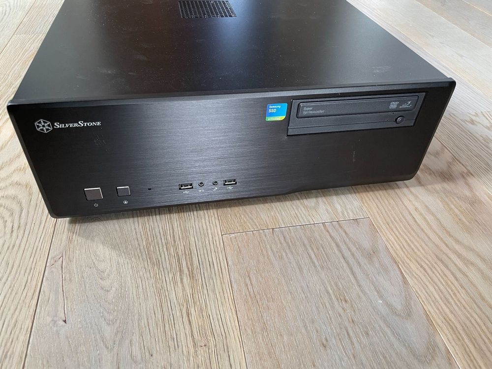 SilverStone Shuttle incl. hardware (Gebraucht) in Savigny für CHF 31 ...