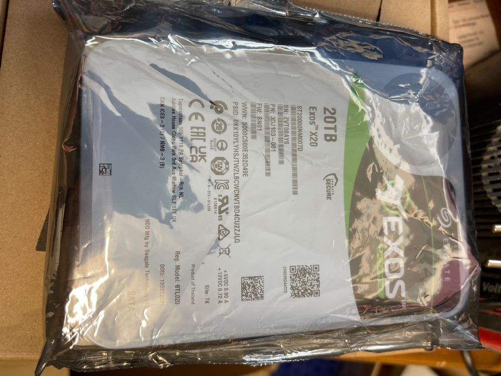 Seagate Exos 20TB HDD (Neu und originalverpackt) in Spiez für CHF 222 ...