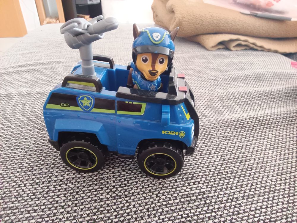 Paw Patrol Chase Auto mit Figur - Schon alt (Gebraucht) in Hellikon für ...