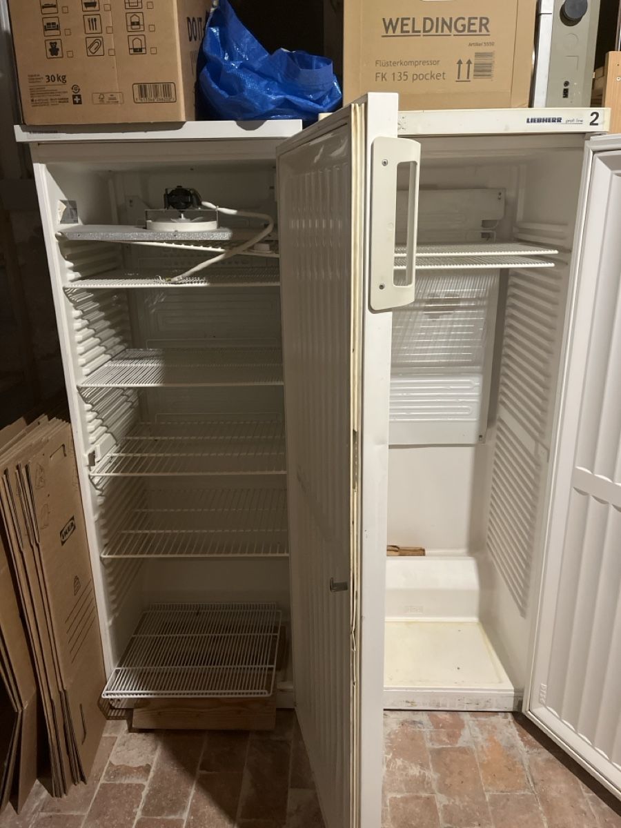 Liebherr Kühlschrank FKS 3600 Index 10 B - Top Zustand! (Gebraucht) in ...