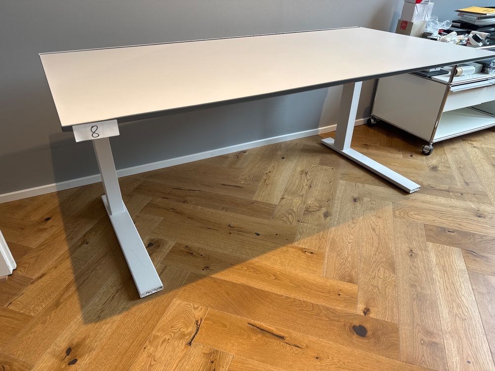 Wunderschone Hohenverstellbarer Schreibtisch Gebraucht Fotos