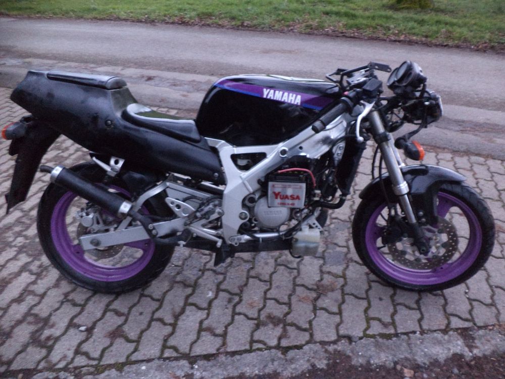 Motorrad Yamaha TZR 125 J Unfall (Defekt) in Oetwil am See für CHF 499 – nur Abholung auf ...