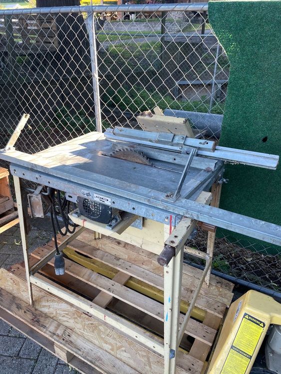 Tischsäge (Gebraucht) in Beromünster für CHF 1 – nur Abholung auf ...