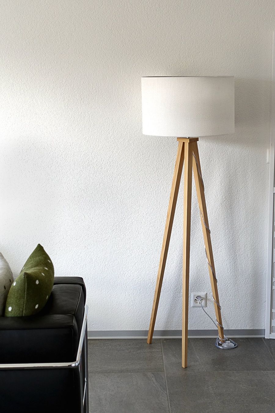 Stehlampe "Tuga" von Livique (Gebraucht) in Gelterfingen für CHF 65 ...