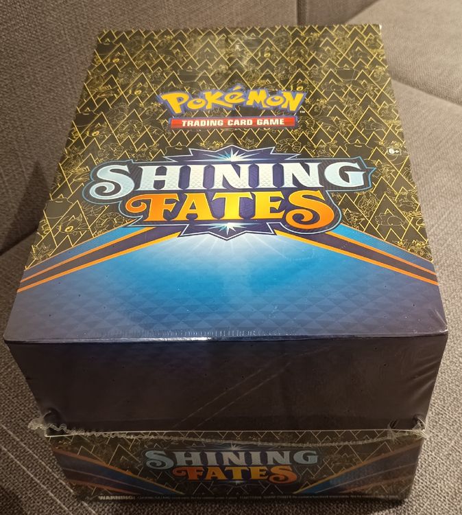 Shining fates mad party pin collection display English ovp (Neu und ...