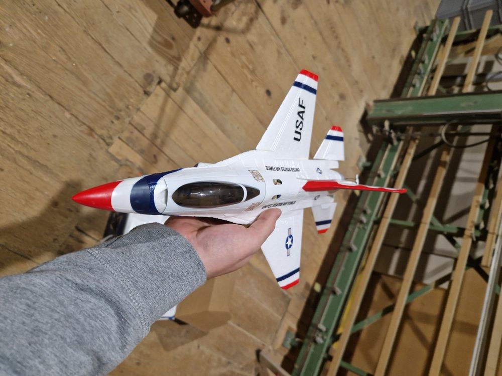 UMX F-16 BNF Thunderbirds | Kaufen auf Ricardo