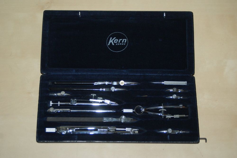 Mehrteiliges Zirkelset Marke Kern – Aarau (Gebraucht) in Zürich für CHF 15 – mit Lieferung auf ...