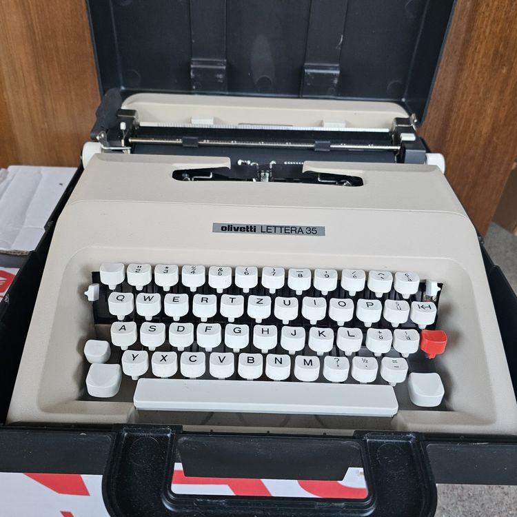Olivetti Lettera 35 70 Jahre Mario Bellini wie Neu (Neu (gemäss Beschreibung)) in Bruettisellen ...