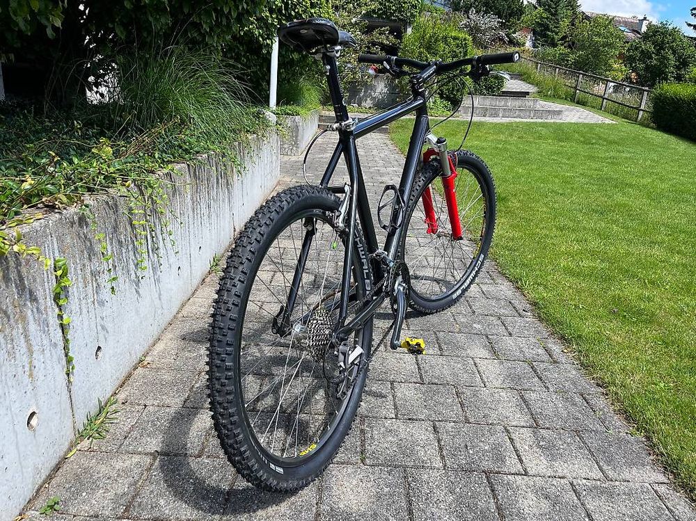 Specialized Stumpjumper M2 Pro 26", ink. Zubehör! (Gebraucht) in ...