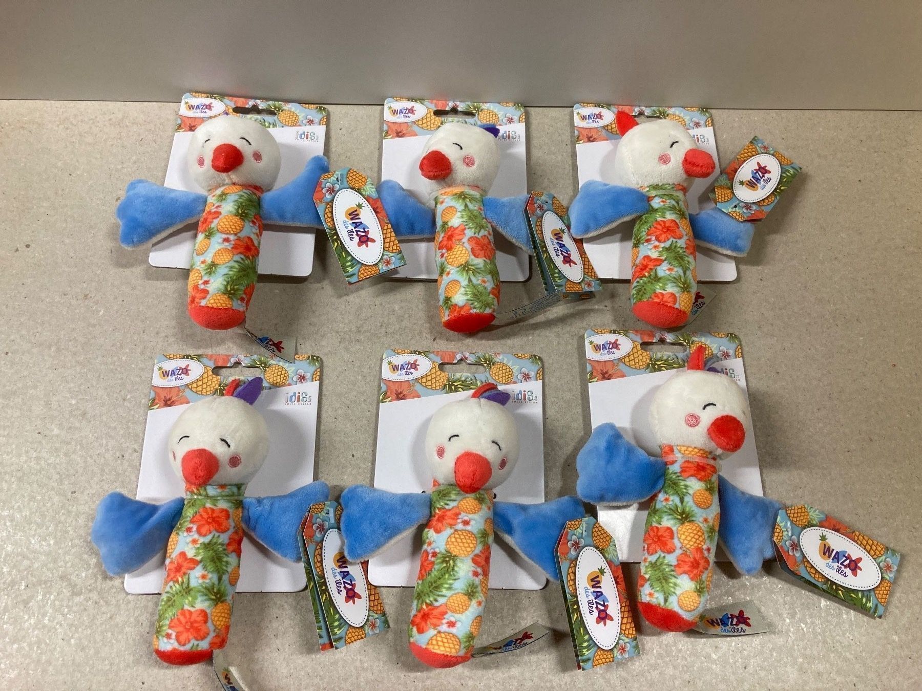 Restposten Baby Plüsch Rassel Idis Wazo (6x) (Neu und originalverpackt ...