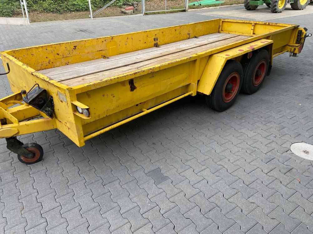 Tieflader LKW-Anhänger 2-Achser mit Rampen | Kaufen auf Ricardo