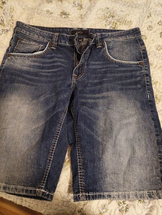 SMOG Herrenjeans Shorts L (Gebraucht) in Rüttenen für CHF 19 – mit ...