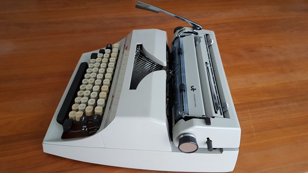 Schreibmaschine Scheidegger International | Kaufen auf Ricardo