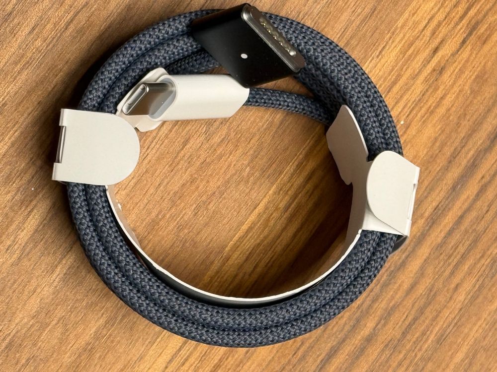 Apple Ladekabel für MacBooks mit MagSafe 3, dunkelgrau (Neu (gemäss ...