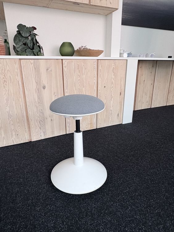 Büro Hocker Top Zustand (Gebraucht) in Zürich für CHF 15 – nur Abholung ...