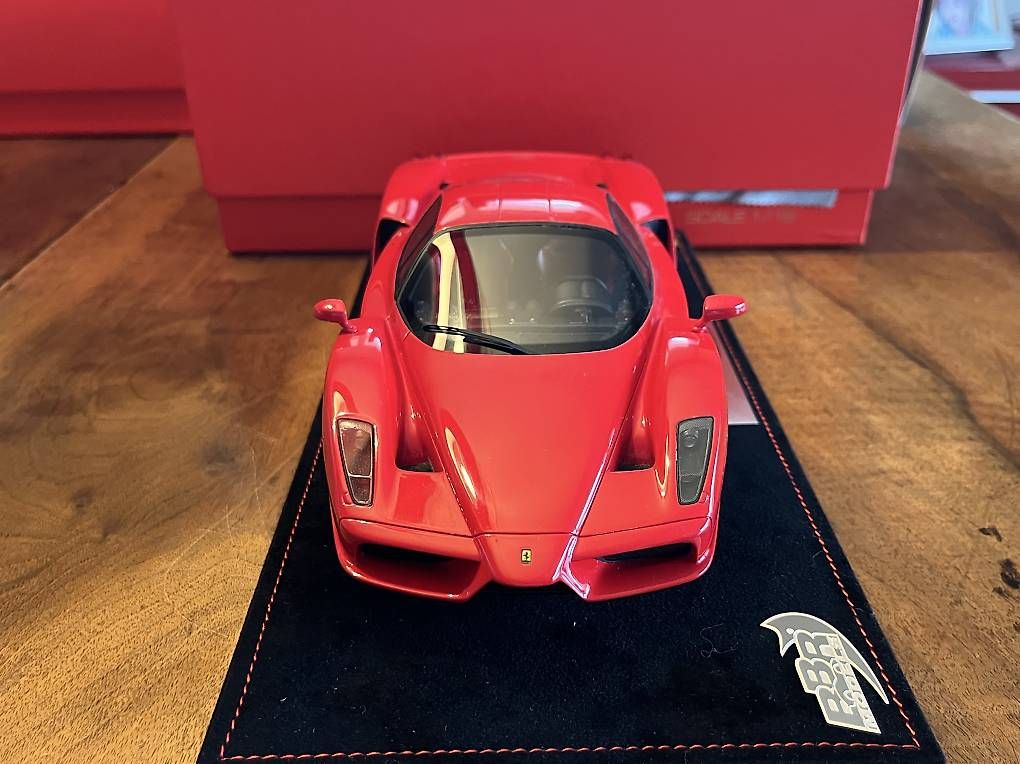 1/18 BBR Models Ferrari Enzo. Rosso Corsa. 1/99 (Neuf (Voir description ...