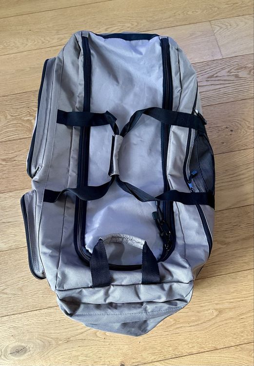 Reisetasche mit Rollen (Gebraucht) in Lupfig für CHF 10 – mit Lieferung auf Ricardo kaufen