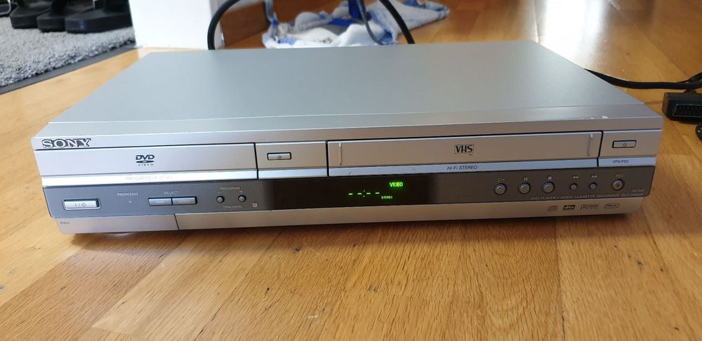 Sony SLV-D990P DVD VHS-Kombination | Kaufen auf Ricardo