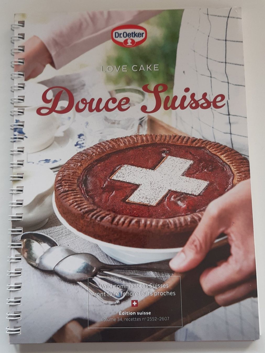 Douce Suisse - Livre de recettes (Neuf (Voir description)) à La Chaux ...