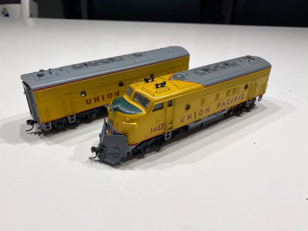 Trains Athearn Union Pacific Diesel-Lokomotive F7A & F7B (Gebraucht) in ...