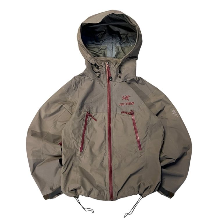 Vintage Arc'teryx Beta AR Jacket (S) (Gebraucht) in Chamoson für CHF ...