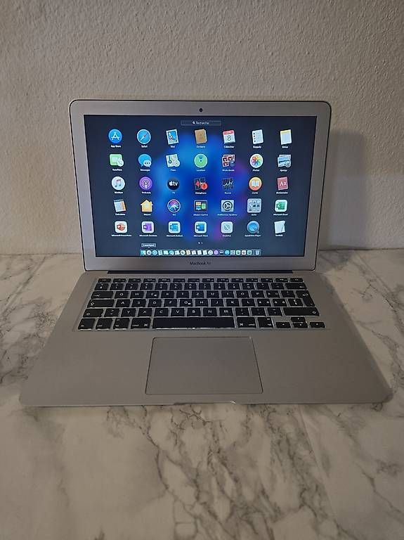 MacBook Air 13" -i5 -8GB RAM -SSD 121GB -Microsoft Office (Gebraucht ...