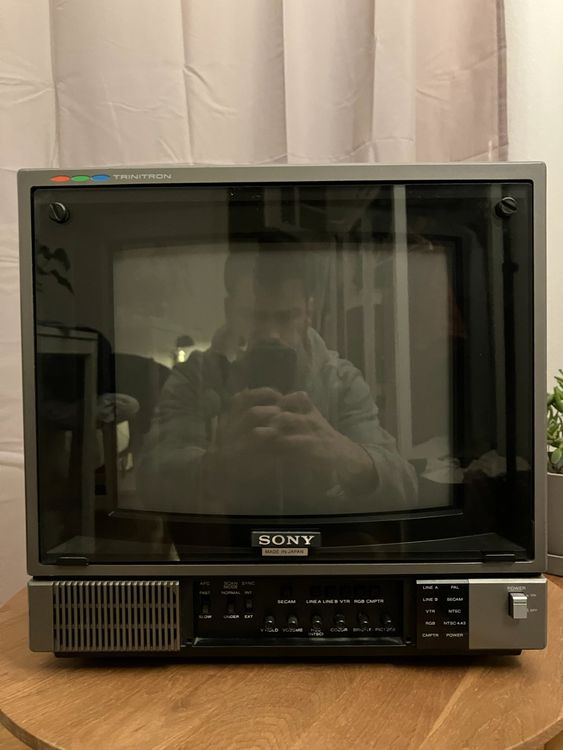 Moniteur Sony Trinitron PVM-1371QM CRT TV | Kaufen auf Ricardo