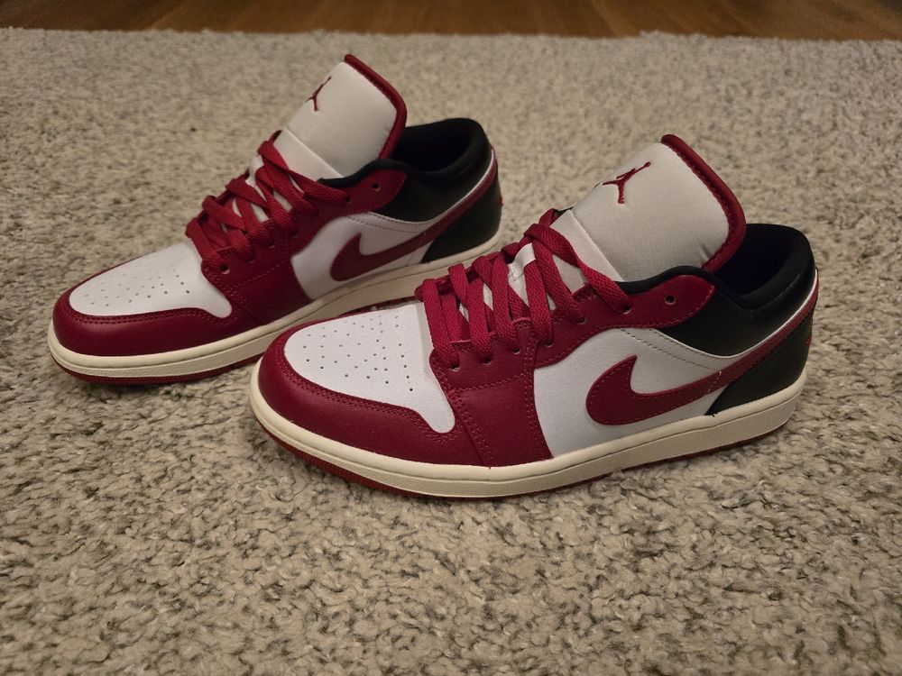 Hammer Nike Jordan der Grösse 44 (Neu (gemäss Beschreibung)) in Embrach ...