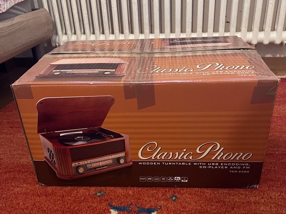 Classic Phono: CD, USB, FM Radio & Turntable Player | Kaufen auf Ricardo