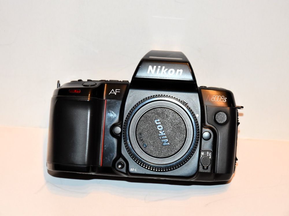 Nikon 8008S (D'occasion) à Les Evouettes pour CHF 25 – avec livraison ...