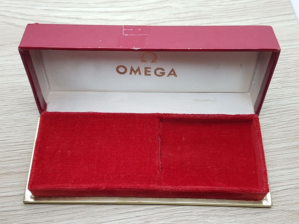 Omega Box (Gebraucht) in Posieux für CHF 31 – mit Lieferung auf Ricardo ...