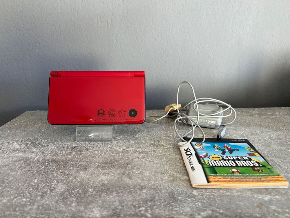 DSi XL 25th Super Mario Edition Console | Kaufen auf Ricardo