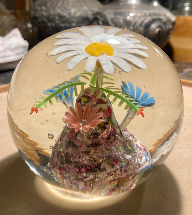 🌟 Grosses antikes Glas Paperweight Blumen-Bouquet 🌟 (Gebraucht) in Gebenstorf für CHF 125 – mit ...