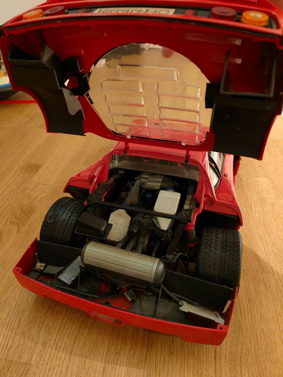 Pocher Ferrari F40 Modell 1:8 (Gebraucht) in Ins für CHF 291 – nur ...