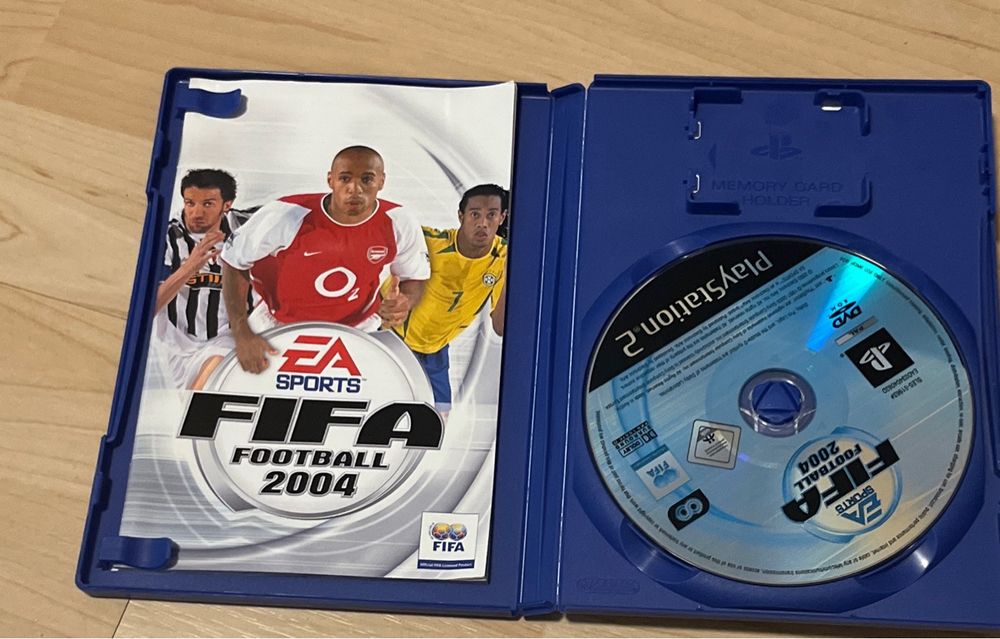 Jeu FIFA football 2004 PlayStation 2 (Gebraucht) in Riex für CHF 5 – mit Lieferung auf Ricardo ...