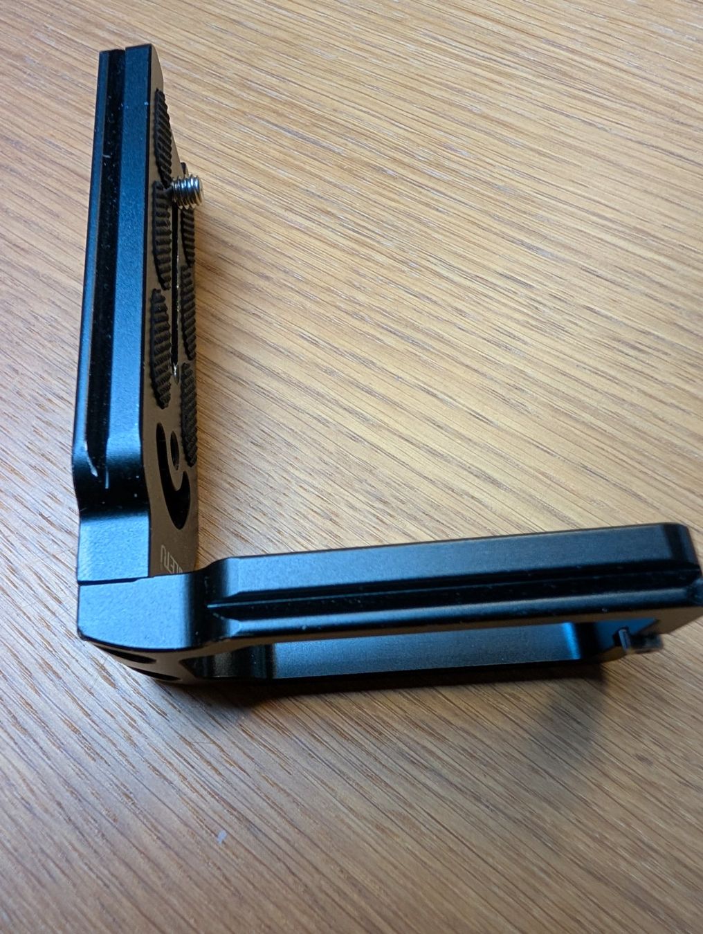 L-Winkel für Sony alpha 7 r III (Gebraucht) in Leuggern für CHF 18 ...